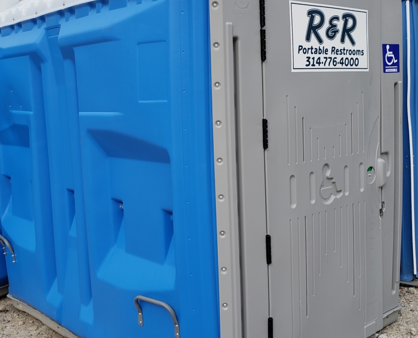 ADA Portable Restrooms | R&R Sanitation