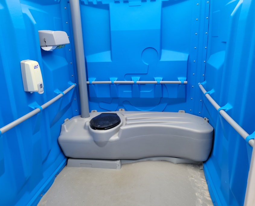 ADA Portable Restrooms | R&R Sanitation